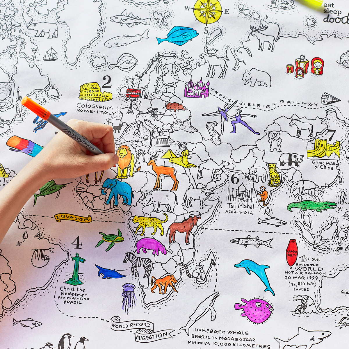 colour in world map wrapping paper (3 sheets)